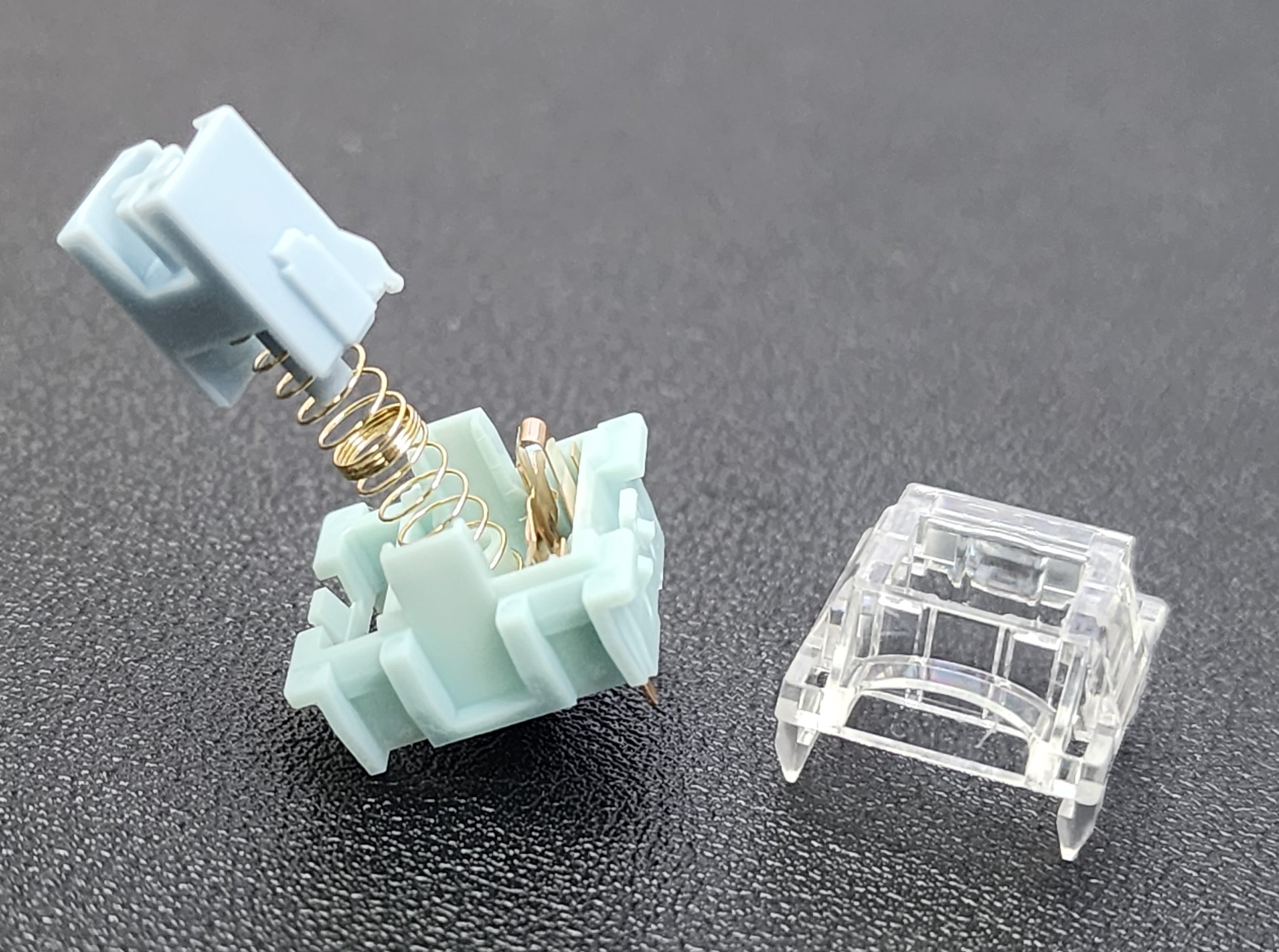 TTC Bluish White V2 Tactile Switch Review - Hybrid Silent Switch ...
