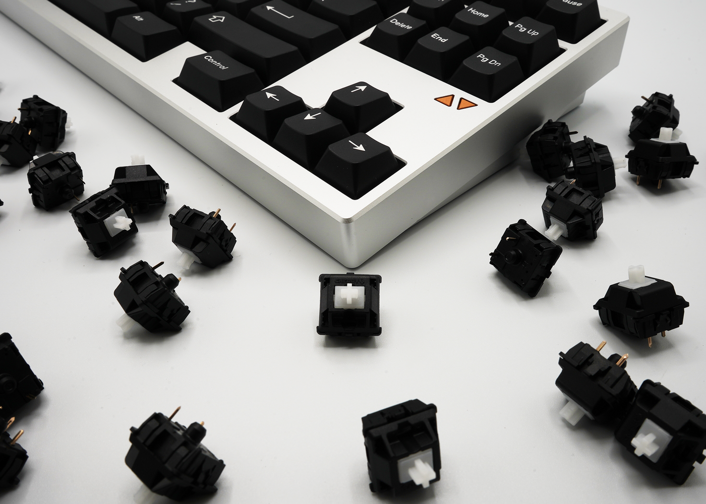 Cherry MX Ergo Clear Tactile Switch Review | LumeKeebs